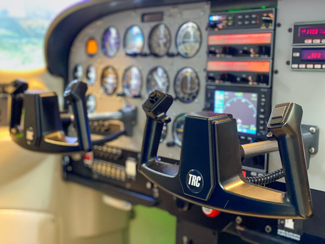 TRC4000 CABIN C172A Flight Training Device - SIMKITS